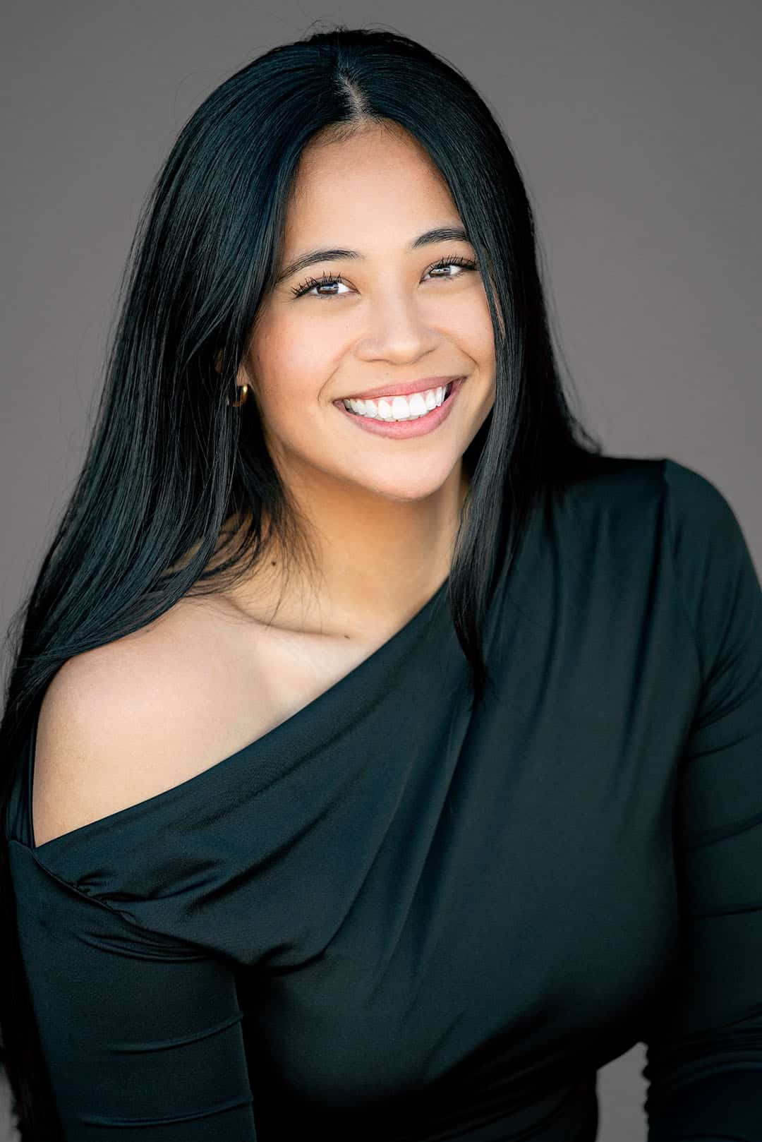 Greenscreen Headshots: Several Advantages to Using Them For Sure Fire ...