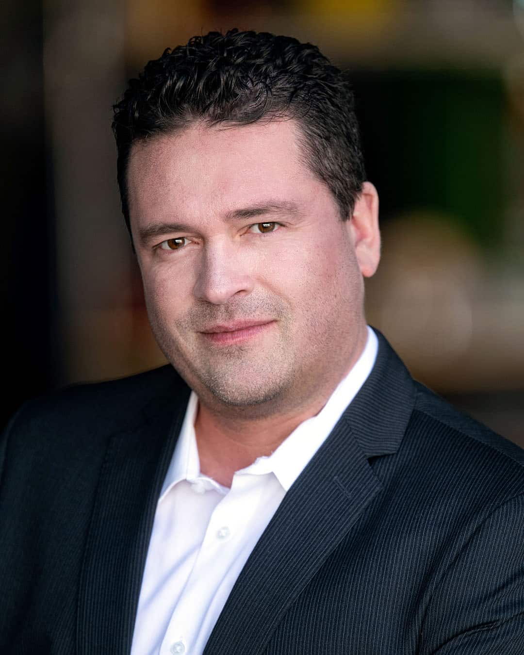 Beach Cities Headshot Photographer | Exhilarating L.A ...